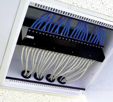 SIEMON PASSIVE CEILING ZONE ENCLOSURE, 4U, THUMB LOCK, WHITE